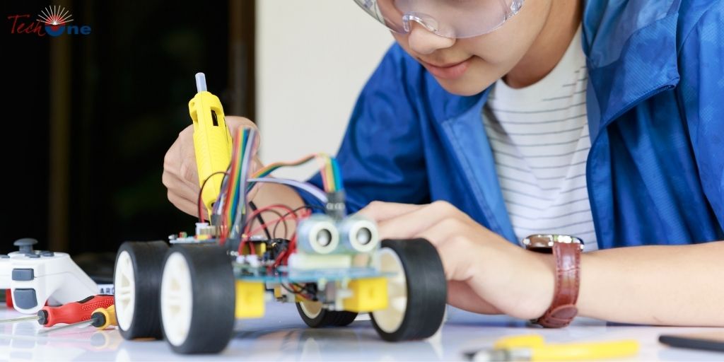 The Best Technology Skills for a High Schooler